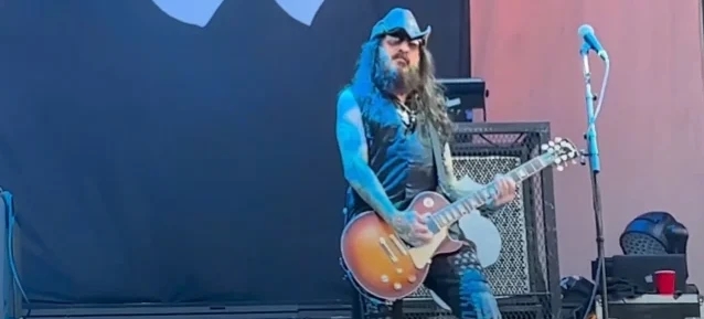 Saliva Guitarist Wayne Swinny Passes Away – Metal Anarchy